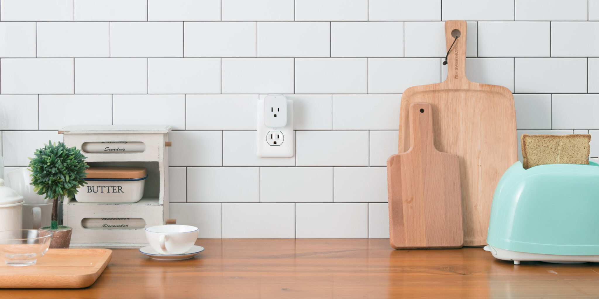 What Is A Smart Plug And How Does It Work? - Aqara